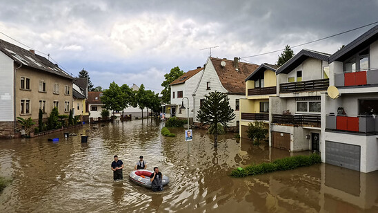 Frau stirbt nach Hochwasser-Rettungseinsatz - neuer Regen erwartet - Hoefner
