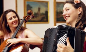 Violoncello und Akkordeon im Dialog - Hoefner