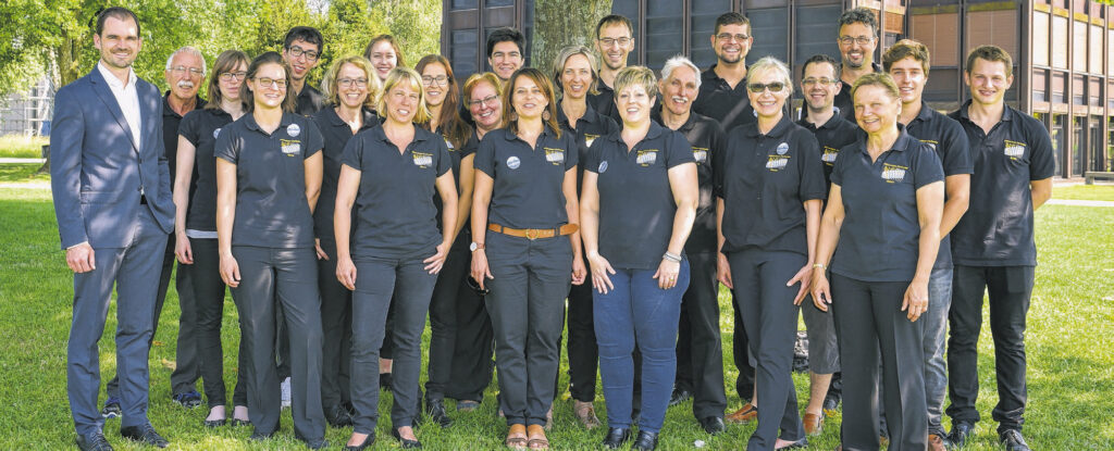 Akkordeon-Orchester musiziert am Märt - Höfner Volksblatt